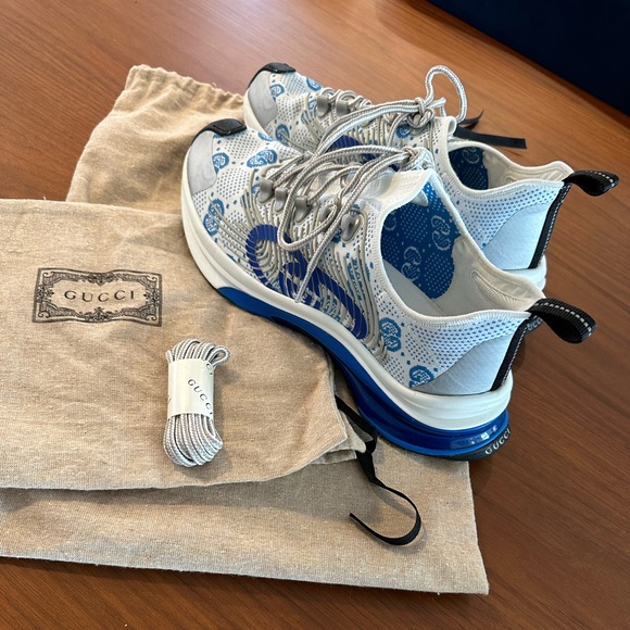 Gucci | Shoes | Gucci Blue White Running Sneakers Gucci Size 85 Us 95 ...